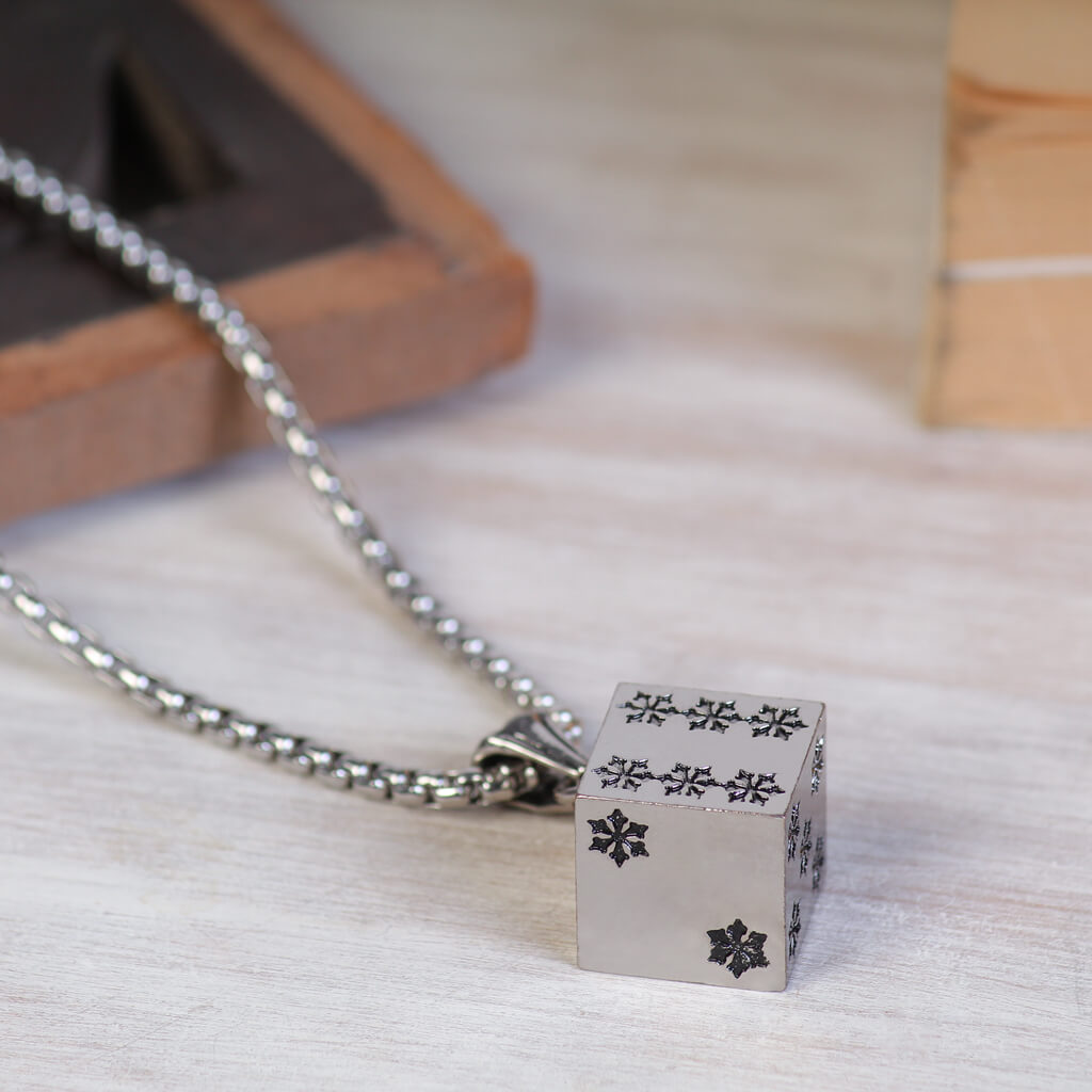 Buy Dice Charm With Chain Online - Gift for Men – Bigsmall.in
