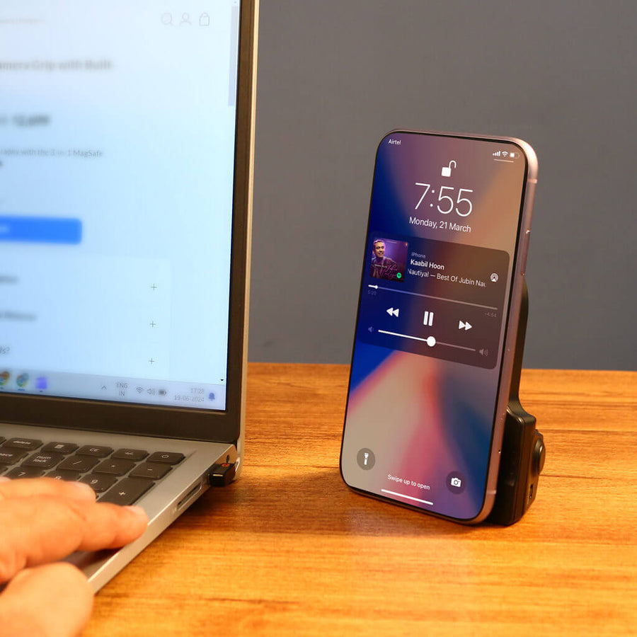 MagSafe Camera Grip with Bluetooth Photo Shutter – Bigsmall.in