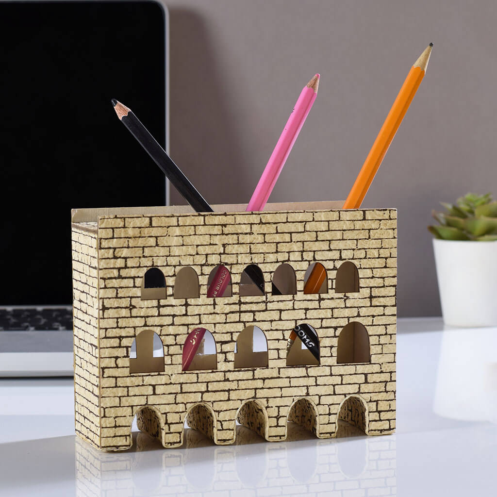 Medieval Castle Pen Stand – Bigsmall.in