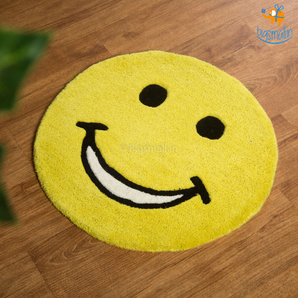 Buy Smiley Round Rug Online In India– Bigsmall.in