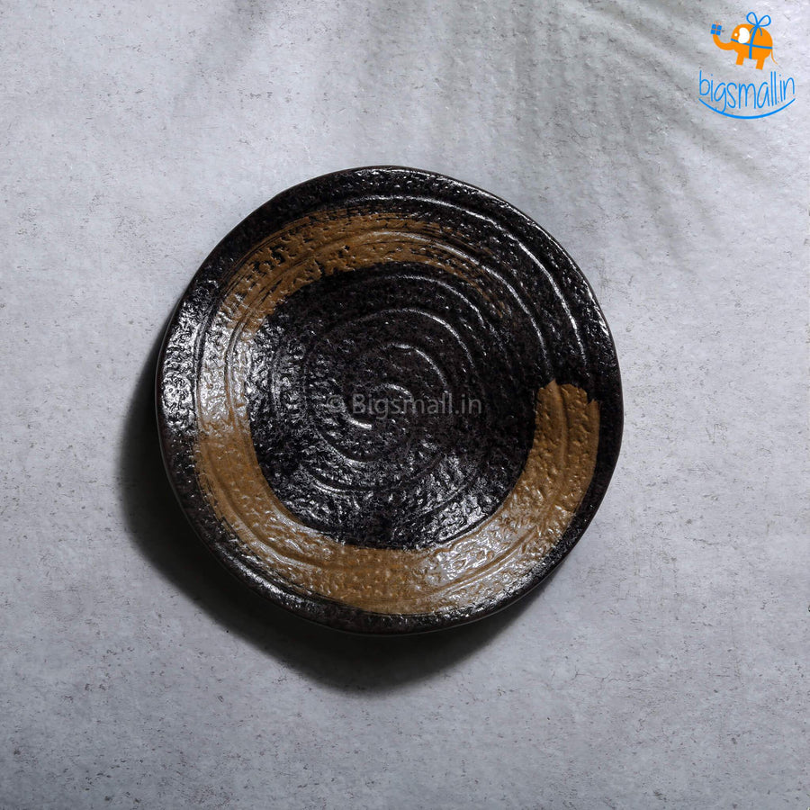 UFO Shaped Artisan Handmade Plate – Bigsmall.in